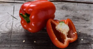 Red Pepper VS Cayenne: How Are They Different? | HolisticWow