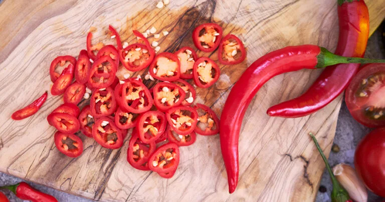 Pickled Red Chillies: How to Make it at Home? [Recipe] 🫙